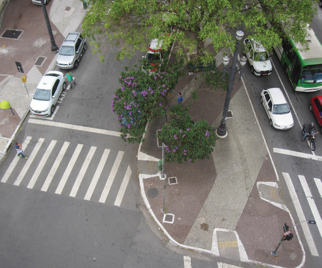 Complex Intersection: Adding Public Plazas | Global Designing Cities ...