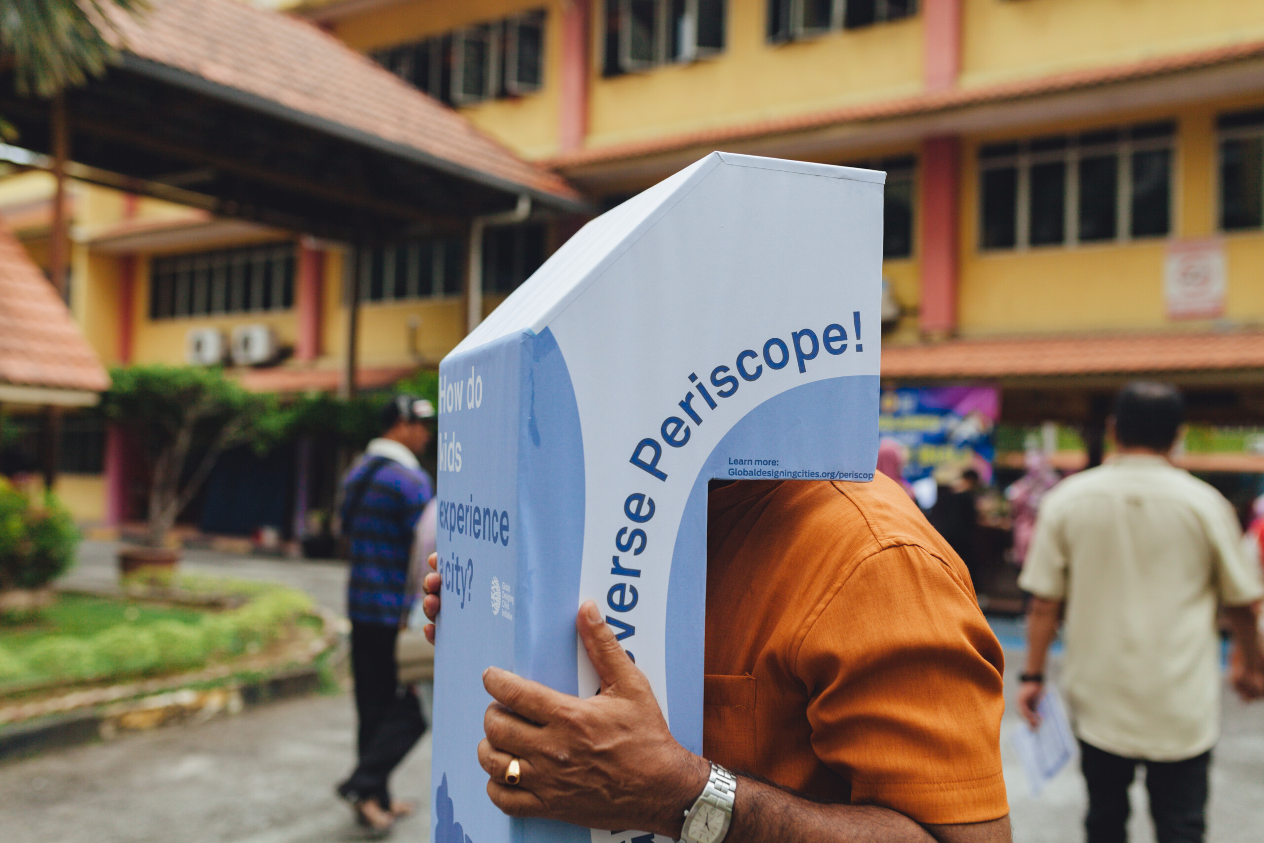 Kanak-kanak & Penjaga-penjaga membayangkan semula jalan di Kuala Lumpur ...